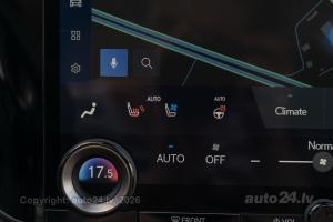 Black Lexus RX 2025 in Vilnius, with an engine capacity of 0.00 L and mileage of 13 thousand km for 76900 €, photo 30 on AUTOMOTO.COM.LV