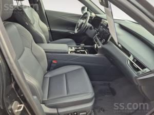 Melns Lexus RX 2025 Rīga, ar dzinēja tilpumu 2.50 L un nobraukumu 11 tūkst. km par 64900 €, foto 7 vietnē AUTOMOTO.COM.LV