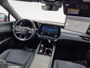 Melns Lexus RX 2025 Rīga, ar dzinēja tilpumu 2.50 L un nobraukumu 11 tūkst. km par 64900 €, foto 9 vietnē AUTOMOTO.COM.LV