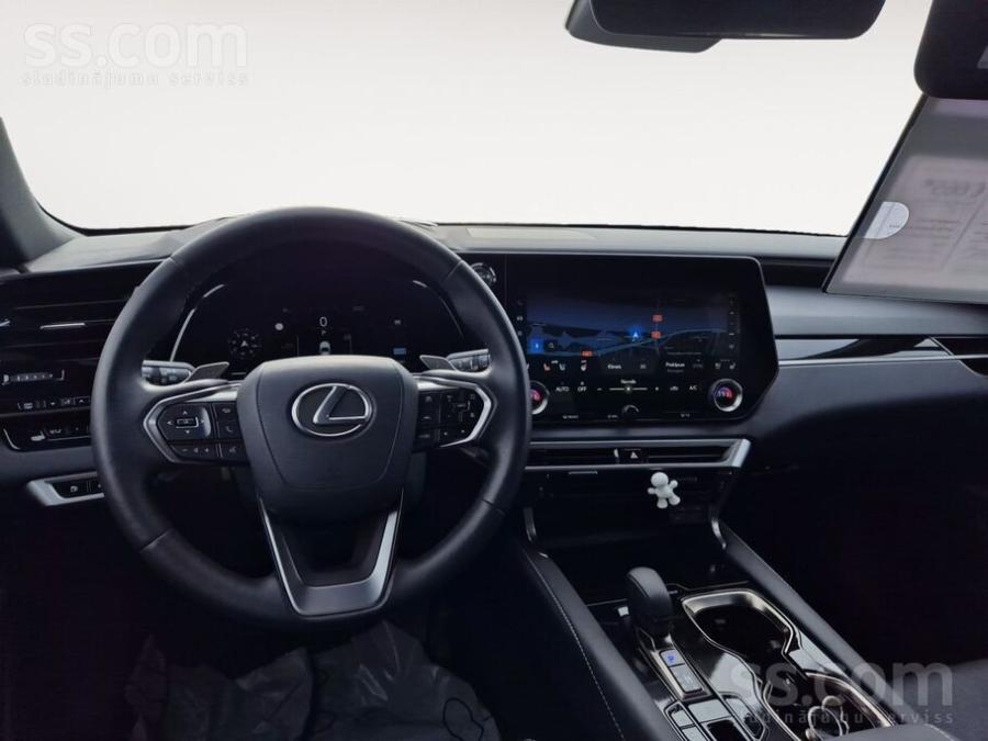 Melns Lexus RX 2025 Rīga, ar dzinēja tilpumu 2.50 L un nobraukumu 11 tūkst. km par 64900 €, foto 10 vietnē AUTOMOTO.COM.LV