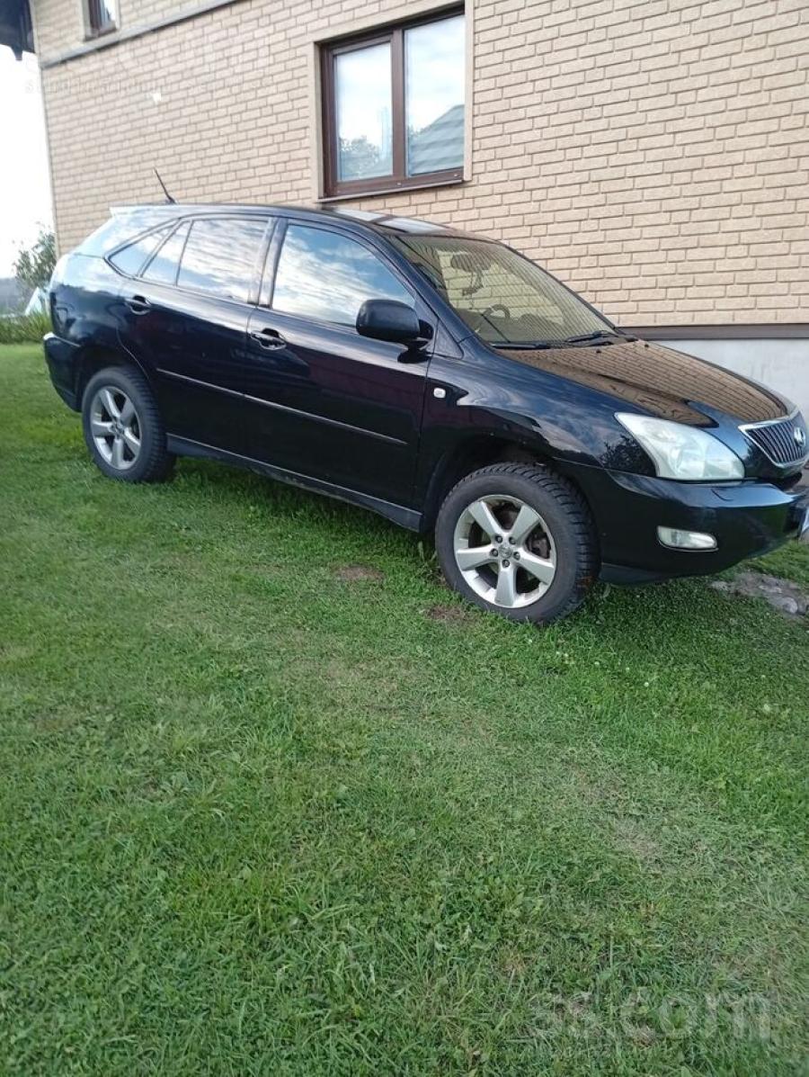 Black Lexus RX 2004 in Rezekne, with an engine capacity of 3.00 L and mileage of 339 thousand km for 3900 €, photo 6 on AUTOMOTO.COM.LV