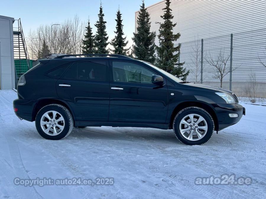 Melns Lexus RX 2007 Pērnava, ar dzinēja tilpumu 3.50 L un nobraukumu 202 tūkst. km par 4990 €, foto 4 vietnē AUTOMOTO.COM.LV