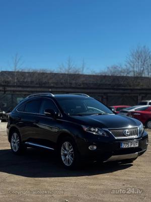 Melns Lexus RX 2010 Tallina, ar dzinēja tilpumu 3.50 L un nobraukumu 260 tūkst. km par 11999 €, foto 3 vietnē AUTOMOTO.COM.LV