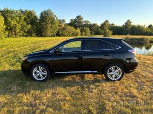 Black Lexus RX 2010 in Tallinn, with an engine capacity of 3.50 L and mileage of 293 thousand km for 9000 €, photo 4 on AUTOMOTO.COM.LV