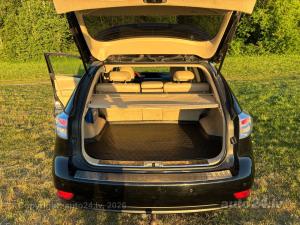 Black Lexus RX 2010 in Tallinn, with an engine capacity of 3.50 L and mileage of 293 thousand km for 9000 €, photo 15 on AUTOMOTO.COM.LV