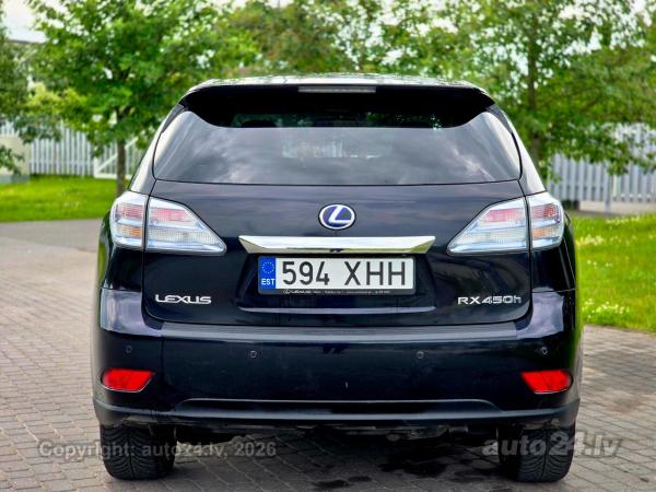 Black Lexus RX 2010 in Tallinn, with an engine capacity of 3.50 L and mileage of 265 thousand km for 9490 €, photo 5 on AUTOMOTO.COM.LV