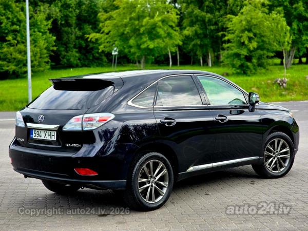 Black Lexus RX 2010 in Tallinn, with an engine capacity of 3.50 L and mileage of 265 thousand km for 9490 €, photo 6 on AUTOMOTO.COM.LV