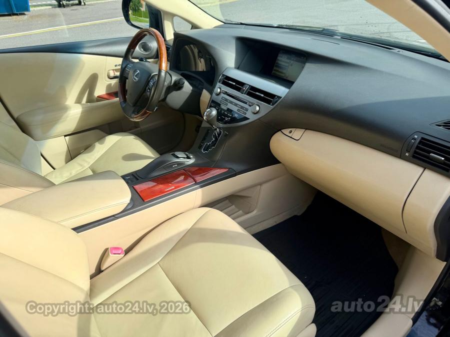 Черный Лексус РХ 2010 в Тарту, объемом двигателя 3.50 л и пробегом 297 тыс. км за 8999 €, фото 6 на AUTOMOTO.COM.LV