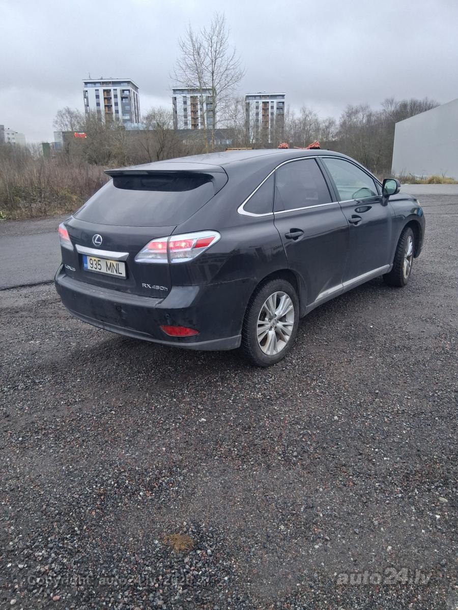 Melns Lexus RX 2011 Tallina, ar dzinēja tilpumu 3.50 L un nobraukumu 300 tūkst. km par 6200 €, foto 4 vietnē AUTOMOTO.COM.LV