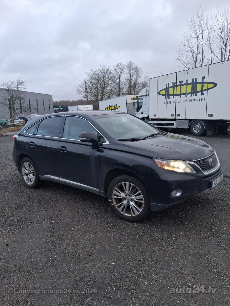 Melns Lexus RX 2011 Tallina, ar dzinēja tilpumu 3.50 L un nobraukumu 300 tūkst. km par 6200 €, foto 5 vietnē AUTOMOTO.COM.LV