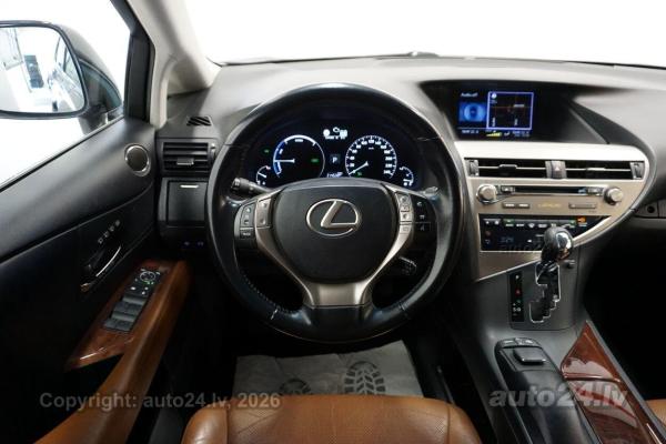 Melns Lexus RX 2013 Tartu, ar dzinēja tilpumu 3.50 L un nobraukumu 215 tūkst. km par 14990 €, foto 9 vietnē AUTOMOTO.COM.LV