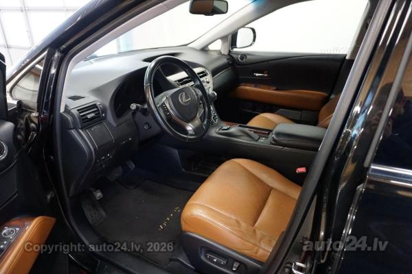 Melns Lexus RX 2013 Tartu, ar dzinēja tilpumu 3.50 L un nobraukumu 215 tūkst. km par 14990 €, foto 11 vietnē AUTOMOTO.COM.LV