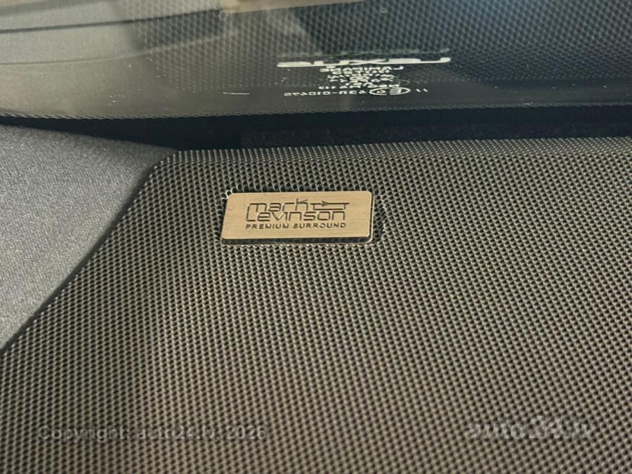 Black Lexus RX 2017 in Tallinn, with an engine capacity of 3.50 L and mileage of 140 thousand km for 31990 €, photo 19 on AUTOMOTO.COM.LV