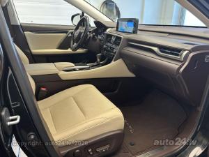 Melns Lexus RX 2020 Tallina, ar dzinēja tilpumu 3.50 L un nobraukumu 130 tūkst. km par 41990 €, foto 8 vietnē AUTOMOTO.COM.LV