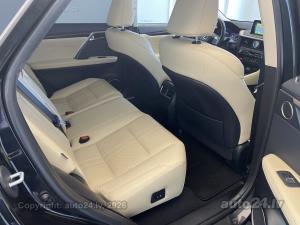 Melns Lexus RX 2021 Tallina, ar dzinēja tilpumu 3.50 L un nobraukumu 60 tūkst. km par 55000 €, foto 9 vietnē AUTOMOTO.COM.LV