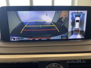 Melns Lexus RX 2021 Tallina, ar dzinēja tilpumu 3.50 L un nobraukumu 60 tūkst. km par 55000 €, foto 15 vietnē AUTOMOTO.COM.LV