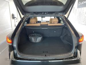 Black Lexus RX 2023 in Tallinn, with an engine capacity of 2.50 L and mileage of 36 thousand km for 67900 €, photo 13 on AUTOMOTO.COM.LV