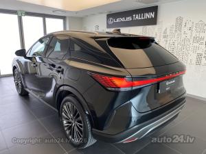 Черный Лексус РХ 2023 в Таллин, объемом двигателя 2.50 л и пробегом 45 тыс. км за 72000 €, фото 3 на AUTOMOTO.COM.LV