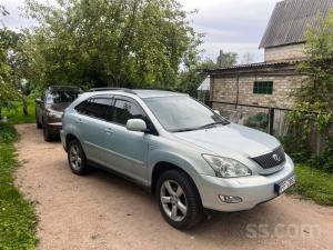 Zils Lexus RX 2004 Liepāja, ar dzinēja tilpumu 3.00 L un nobraukumu 210 tūkst. km par 3700 €, foto  vietnē AUTOMOTO.COM.LV