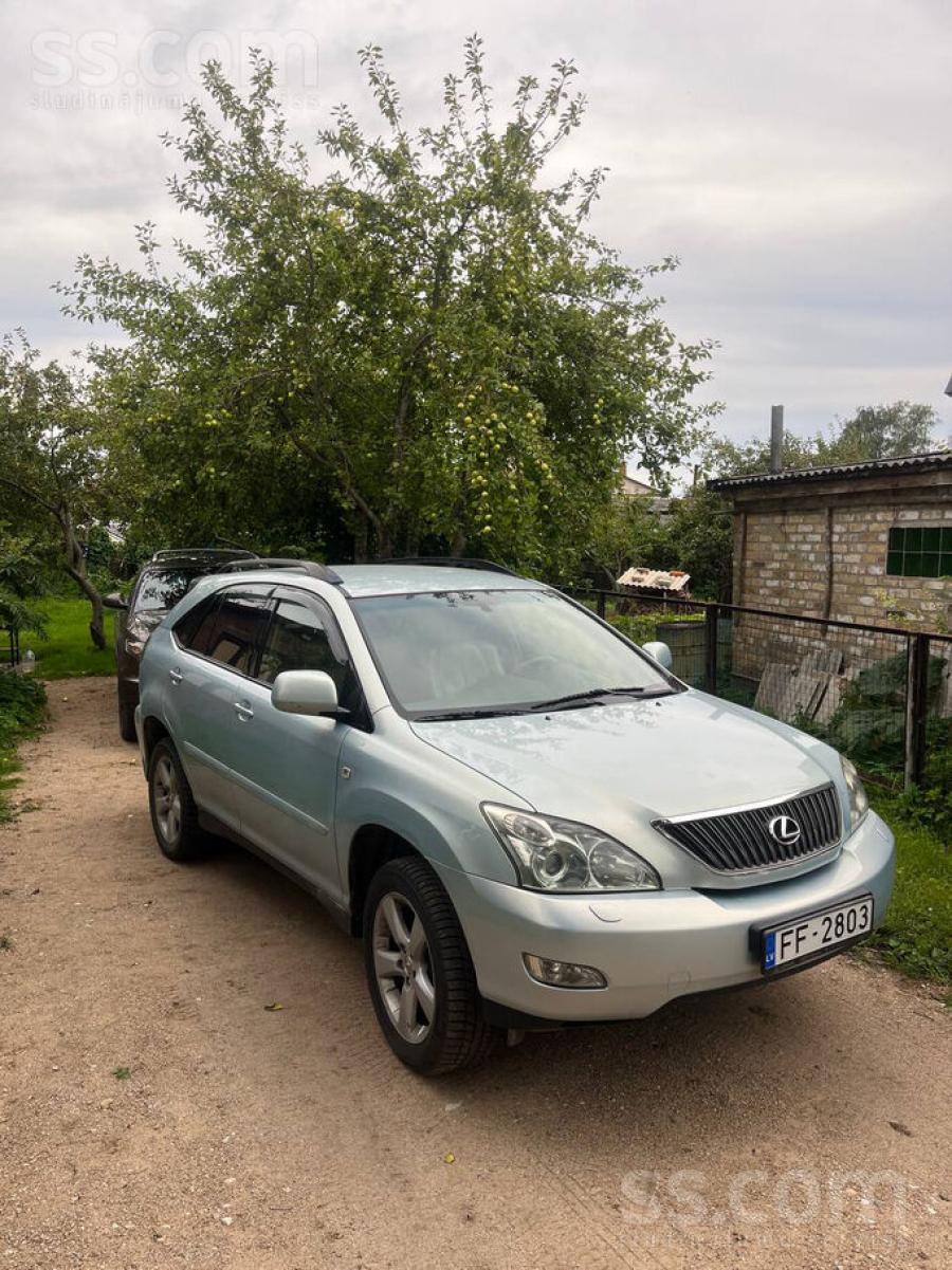 Zils Lexus RX 2004 Liepāja, ar dzinēja tilpumu 3.00 L un nobraukumu 210 tūkst. km par 3700 €, foto 3 vietnē AUTOMOTO.COM.LV