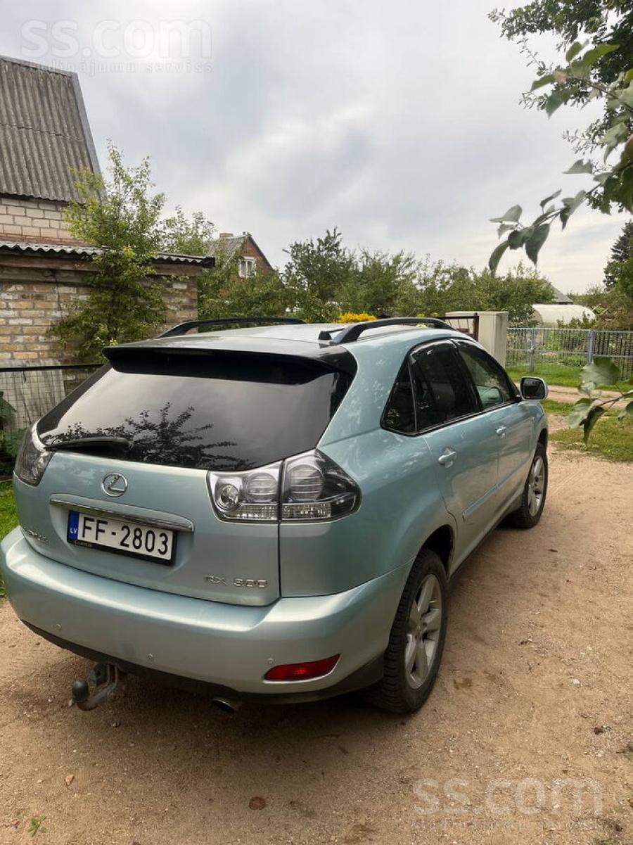 Zils Lexus RX 2004 Liepāja, ar dzinēja tilpumu 3.00 L un nobraukumu 210 tūkst. km par 3700 €, foto 7 vietnē AUTOMOTO.COM.LV