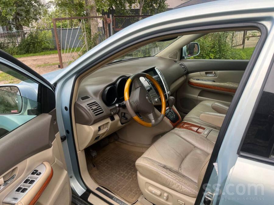 Zils Lexus RX 2004 Liepāja, ar dzinēja tilpumu 3.00 L un nobraukumu 210 tūkst. km par 3700 €, foto 9 vietnē AUTOMOTO.COM.LV