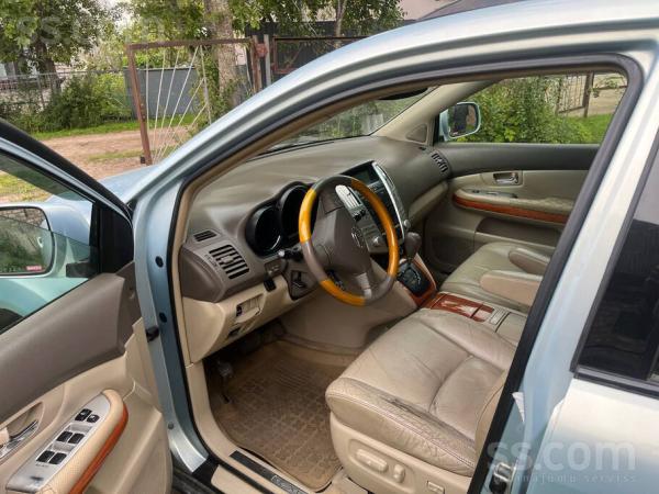 Zils Lexus RX 2004 Liepāja, ar dzinēja tilpumu 3.00 L un nobraukumu 210 tūkst. km par 3700 €, foto 9 vietnē AUTOMOTO.COM.LV