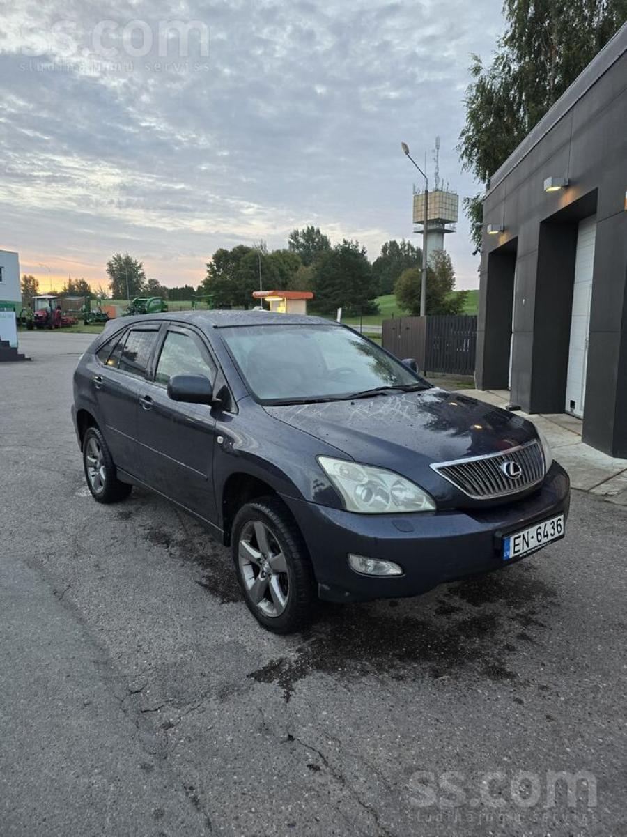 Blue Lexus RX 2004 in Riga, with an engine capacity of 3.00 L and mileage of 355 thousand km for 2650 €, photo 3 on AUTOMOTO.COM.LV