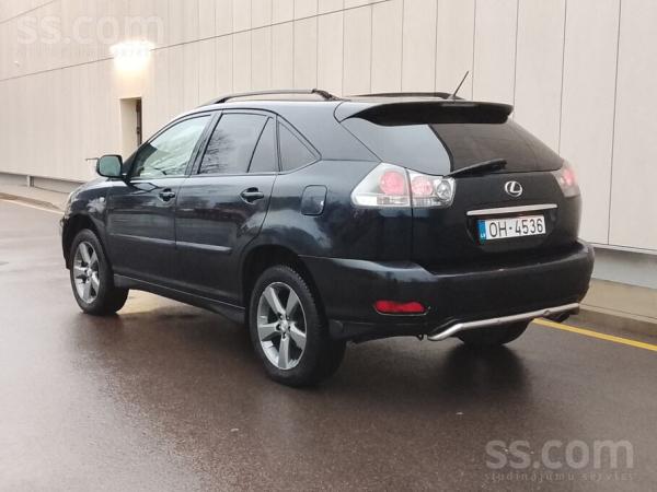 Blue Lexus RX 2005 in Riga, with an engine capacity of 3.00 L and mileage of 310 thousand km for 2990 €, photo 3 on AUTOMOTO.COM.LV