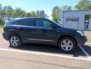 Blue Lexus RX 2005 in Riga, with an engine capacity of 3.30 L and mileage of 334 thousand km for 4450 €, photo 7 on AUTOMOTO.COM.LV