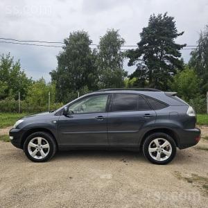 Blue Lexus RX 2005 in Riga, with an engine capacity of 3.00 L and mileage of 320 thousand km for 3950 €, photo 9 on AUTOMOTO.COM.LV