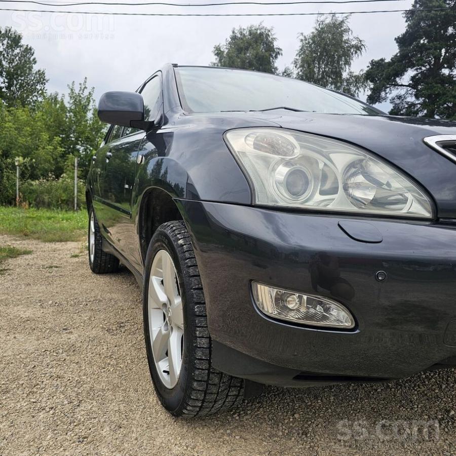 Blue Lexus RX 2005 in Riga, with an engine capacity of 3.00 L and mileage of 320 thousand km for 3950 €, photo 10 on AUTOMOTO.COM.LV