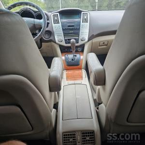Blue Lexus RX 2005 in Riga, with an engine capacity of 3.00 L and mileage of 320 thousand km for 3950 €, photo 15 on AUTOMOTO.COM.LV