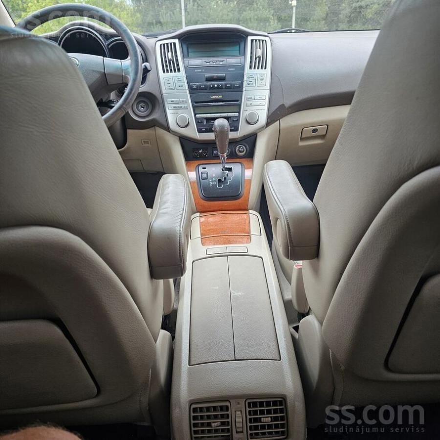 Blue Lexus RX 2005 in Riga, with an engine capacity of 3.00 L and mileage of 320 thousand km for 3950 €, photo 15 on AUTOMOTO.COM.LV