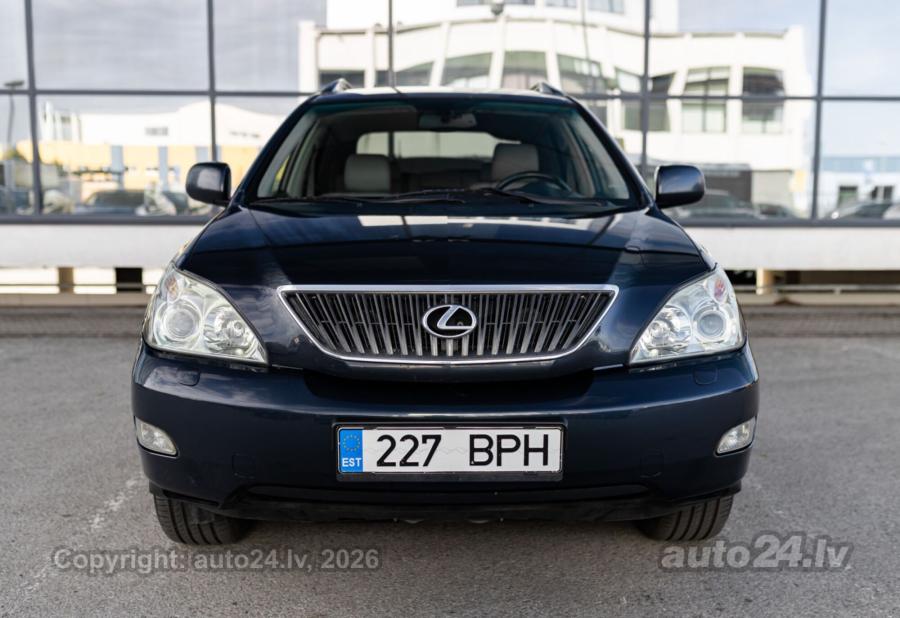 Blue Lexus RX 2005 in Tallinn, with an engine capacity of 3.00 L and mileage of 210 thousand km for 3499 €, photo 3 on AUTOMOTO.COM.LV