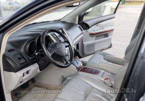 Blue Lexus RX 2005 in Tallinn, with an engine capacity of 3.00 L and mileage of 210 thousand km for 3499 €, photo 10 on AUTOMOTO.COM.LV