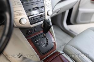 Blue Lexus RX 2005 in Tallinn, with an engine capacity of 3.00 L and mileage of 210 thousand km for 3499 €, photo 15 on AUTOMOTO.COM.LV