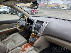Zils Lexus RX 2006 Rīga, ar dzinēja tilpumu 3.50 L un nobraukumu 256 tūkst. km par 3200 €, foto 12 vietnē AUTOMOTO.COM.LV