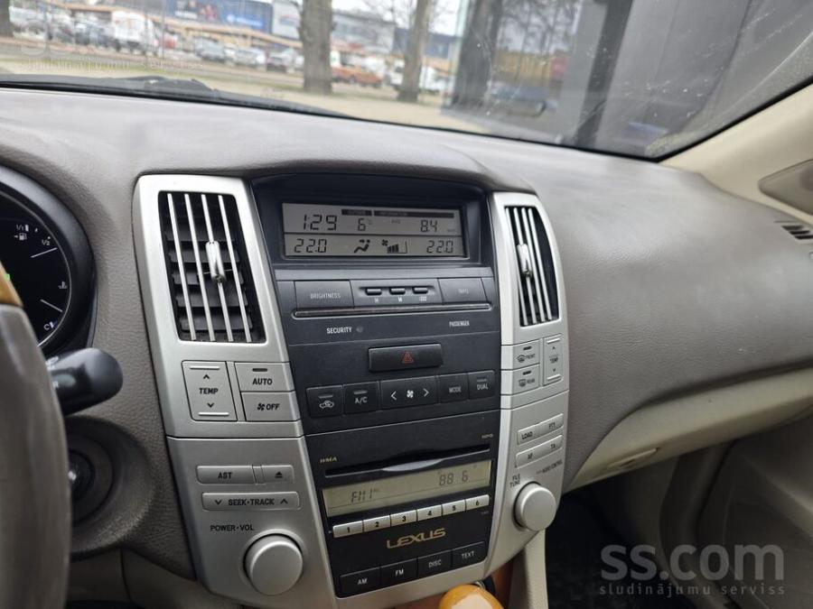 Zils Lexus RX 2006 Rīga, ar dzinēja tilpumu 3.50 L un nobraukumu 256 tūkst. km par 3700 €, foto 9 vietnē AUTOMOTO.COM.LV