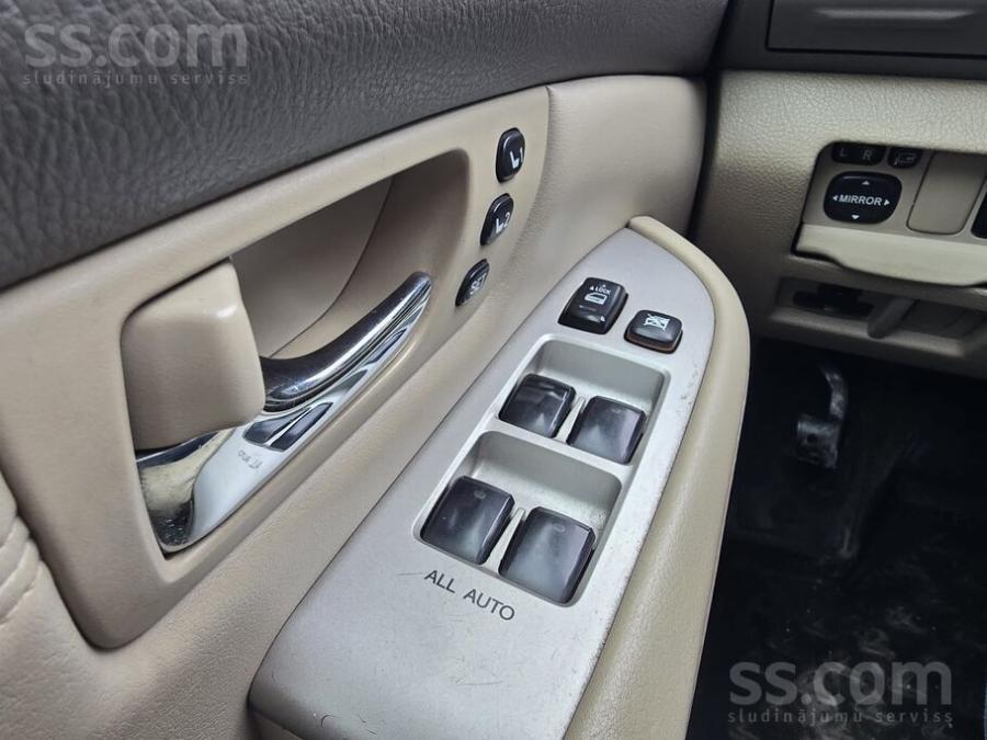 Zils Lexus RX 2006 Rīga, ar dzinēja tilpumu 3.50 L un nobraukumu 256 tūkst. km par 3700 €, foto 12 vietnē AUTOMOTO.COM.LV