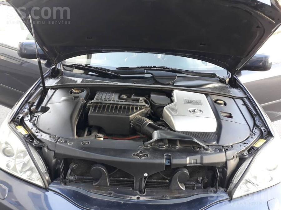 Zils Lexus RX 2006 Liepāja, ar dzinēja tilpumu 3.30 L un nobraukumu 239 tūkst. km par 4500 €, foto 5 vietnē AUTOMOTO.COM.LV