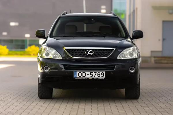 Blue Lexus RX 2006 in Jelgava, with an engine capacity of 3.30 L and mileage of 267 thousand km for 6900 €, photo 3 on AUTOMOTO.COM.LV