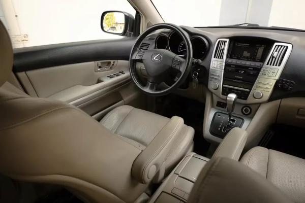 Blue Lexus RX 2006 in Jelgava, with an engine capacity of 3.30 L and mileage of 267 thousand km for 6900 €, photo 7 on AUTOMOTO.COM.LV