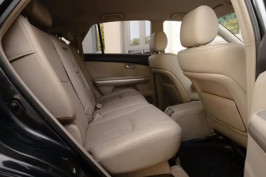 Zils Lexus RX 2006 Jelgava, ar dzinēja tilpumu 3.30 L un nobraukumu 267 tūkst. km par 6900 €, foto 21 vietnē AUTOMOTO.COM.LV
