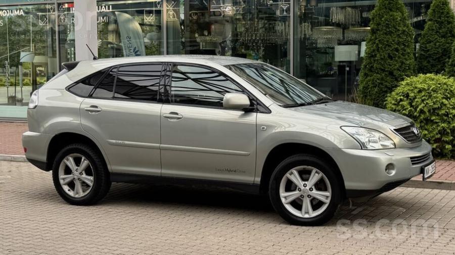 Zils Lexus RX 2007 Rīga, ar dzinēja tilpumu 3.30 L un nobraukumu 381 tūkst. km par 3900 €, foto 1 vietnē AUTOMOTO.COM.LV