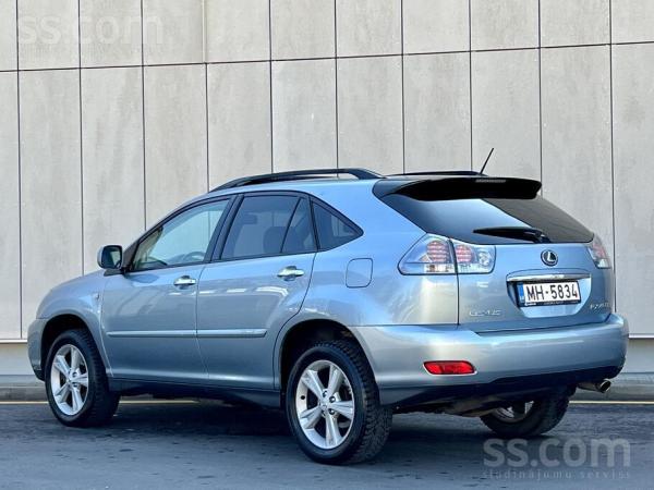 Blue Lexus RX 2008 in Riga, with an engine capacity of 3.30 L and mileage of 262 thousand km for 5000 €, photo 4 on AUTOMOTO.COM.LV