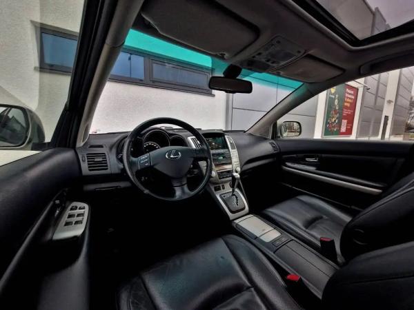 Blue Lexus RX 2008 in Riga, with an engine capacity of 3.30 L and mileage of 309 thousand km for 6190 €, photo 2 on AUTOMOTO.COM.LV