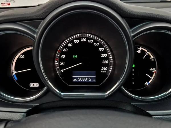 Blue Lexus RX 2008 in Riga, with an engine capacity of 3.30 L and mileage of 309 thousand km for 6190 €, photo 10 on AUTOMOTO.COM.LV