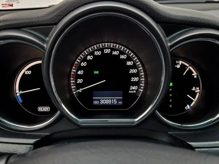 Blue Lexus RX 2008 in Riga, with an engine capacity of 3.30 L and mileage of 309 thousand km for 6190 €, photo 11 on AUTOMOTO.COM.LV