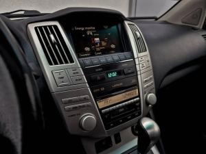 Blue Lexus RX 2008 in Riga, with an engine capacity of 3.30 L and mileage of 309 thousand km for 6190 €, photo 12 on AUTOMOTO.COM.LV